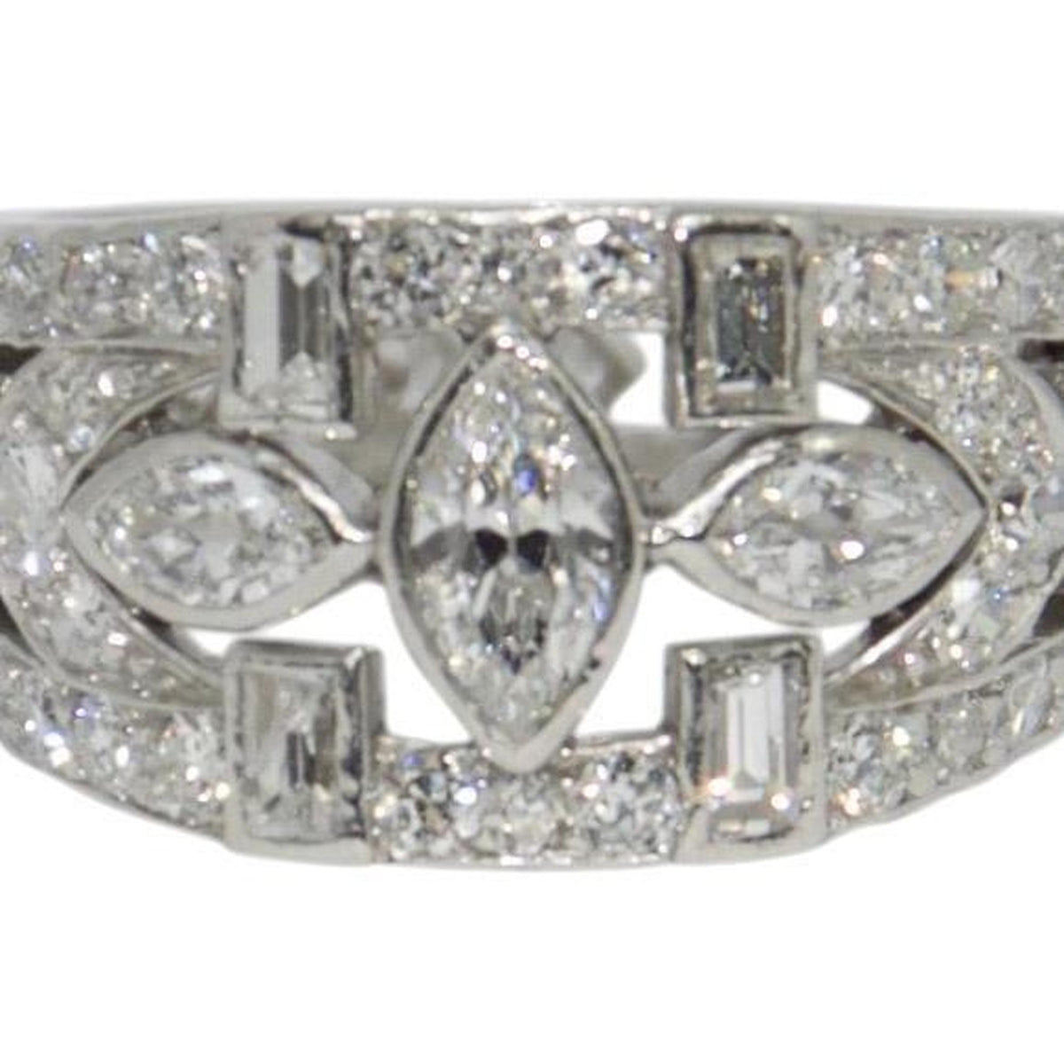 Diamond Ring – OLIVER'S