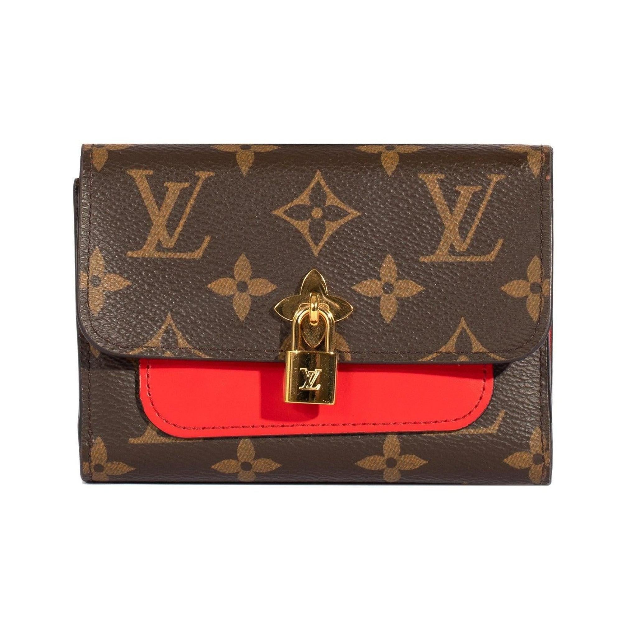 Louis Vuitton 2018 Monogram Flower Compact Wallet – OLIVER'S