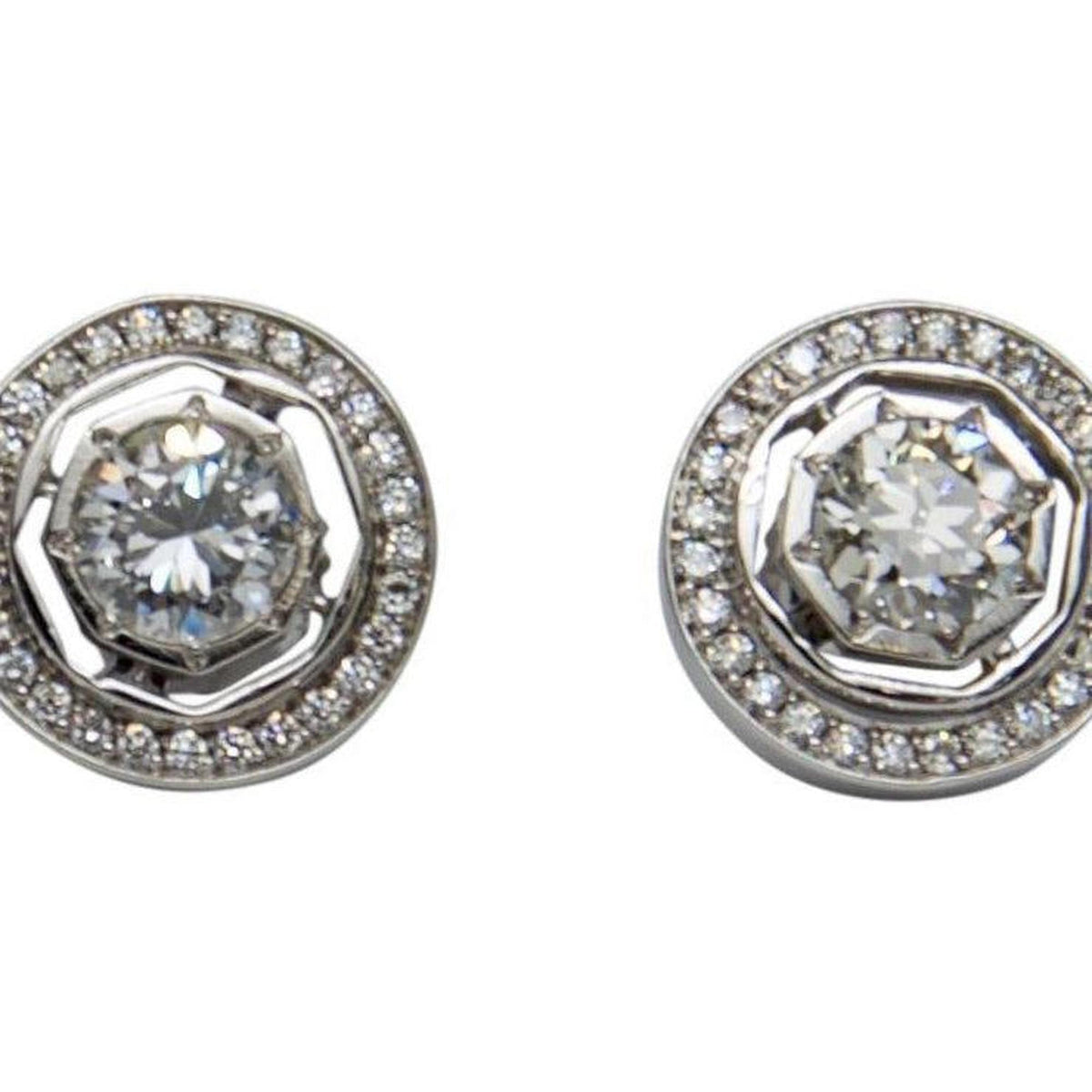 Round Cluster Diamond Earrings – OLIVER'S